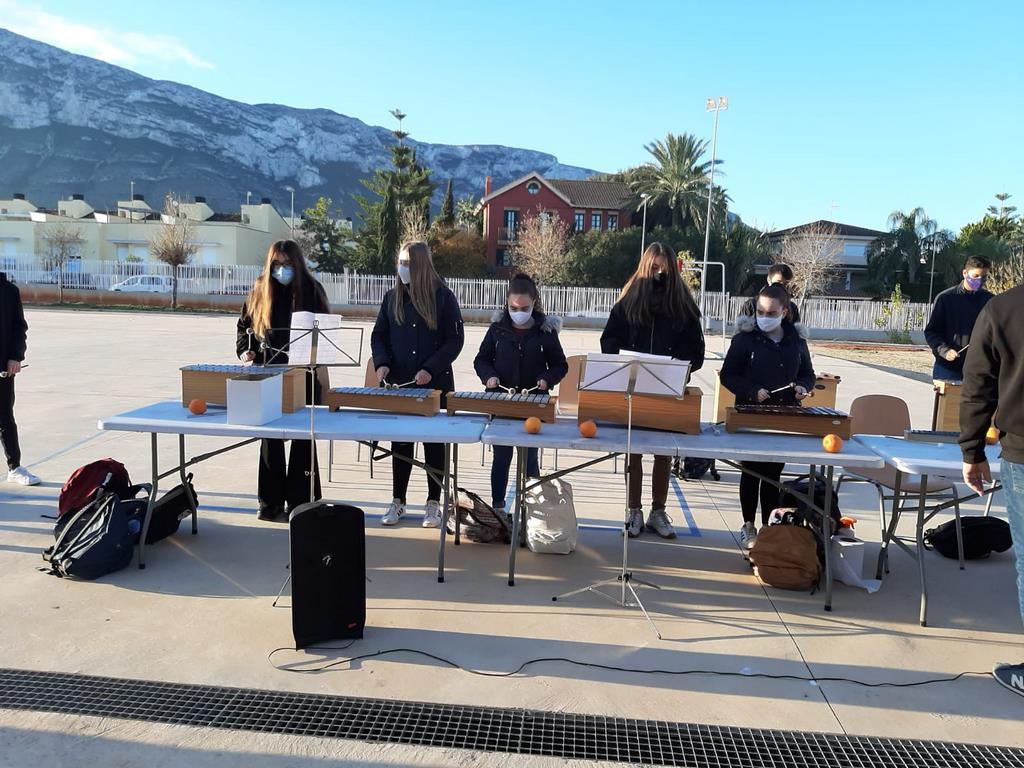 Alumnos del IES Sorts de la Mar de Dénia recaudan fondos para Matria y ...