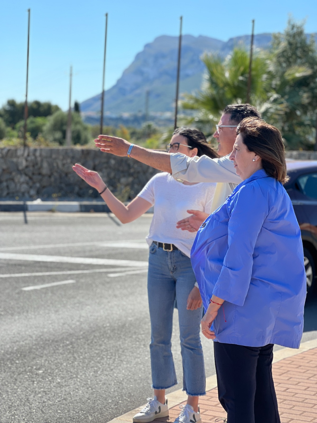 Imágenes de El PP reivindica una rotonda en La Xara que conecte el Camí ...
