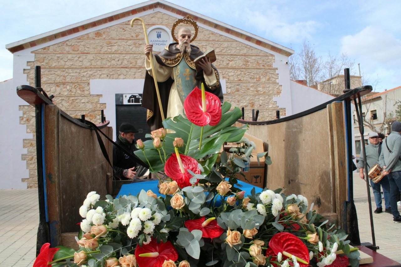 Un Sant Antoni amb benedicció d’animals però sense foguera a Ondara