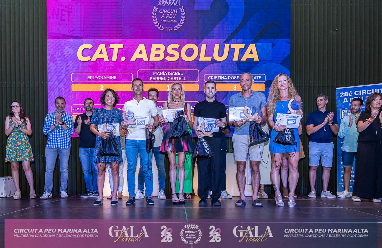 El XXVIII Circuit a Peu Marina Alta corona a Fran López y María Isabel ...