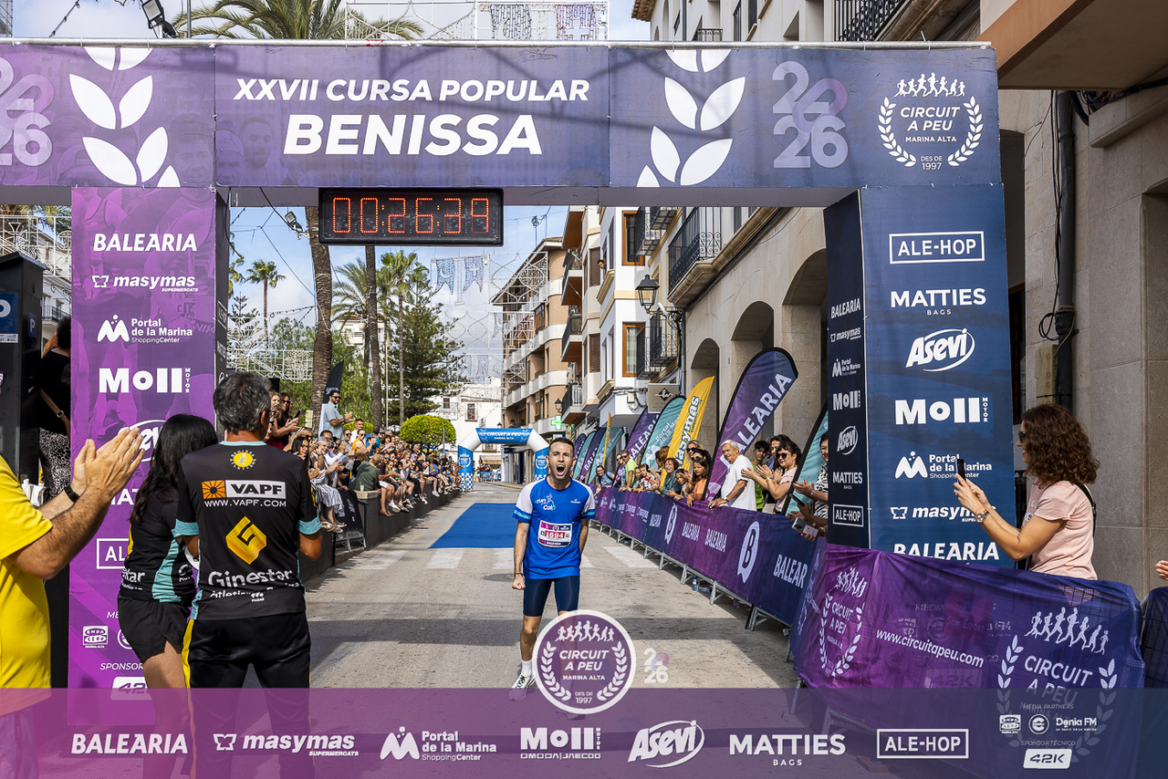 Fran López y María Isabel Ferrer se coronan en Benissa como reyes del ...