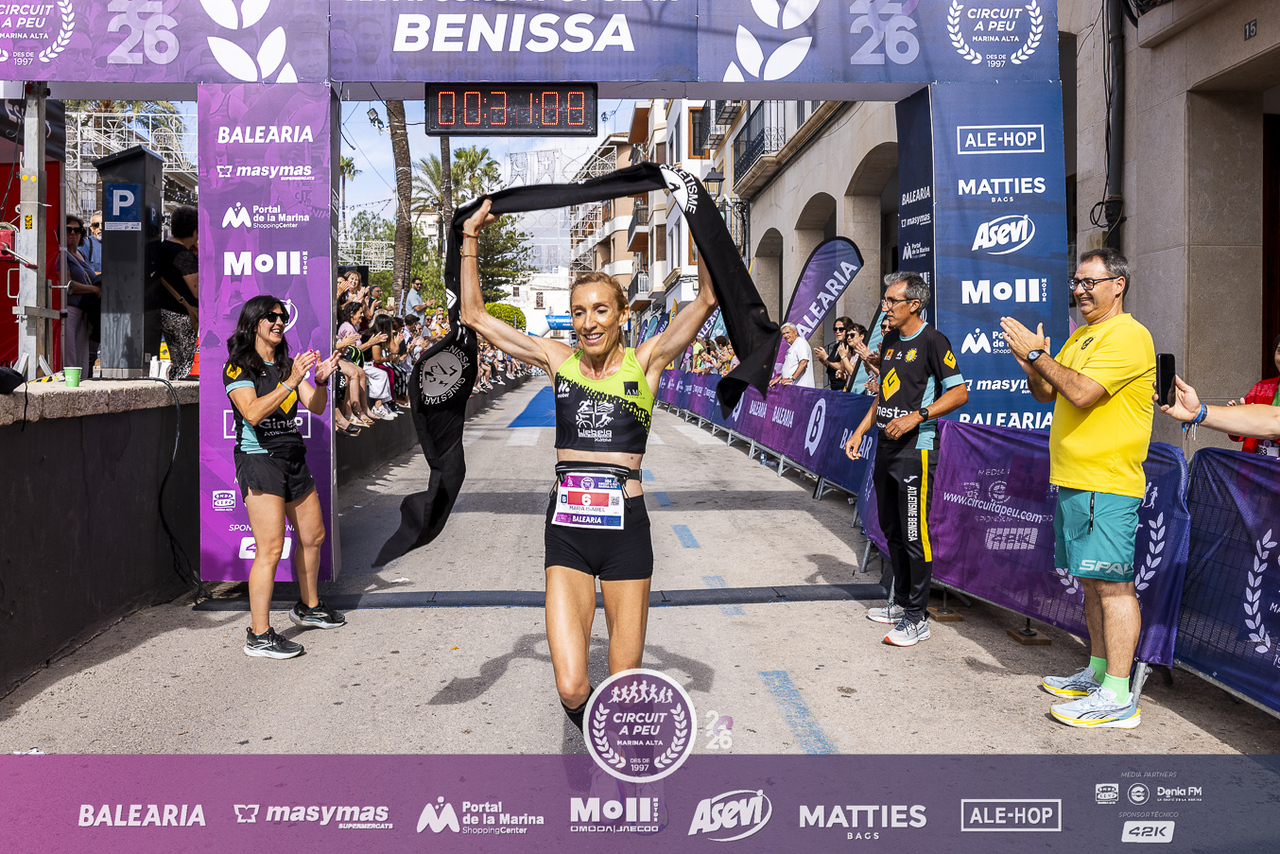 Fran López y María Isabel Ferrer se coronan en Benissa como reyes del ...