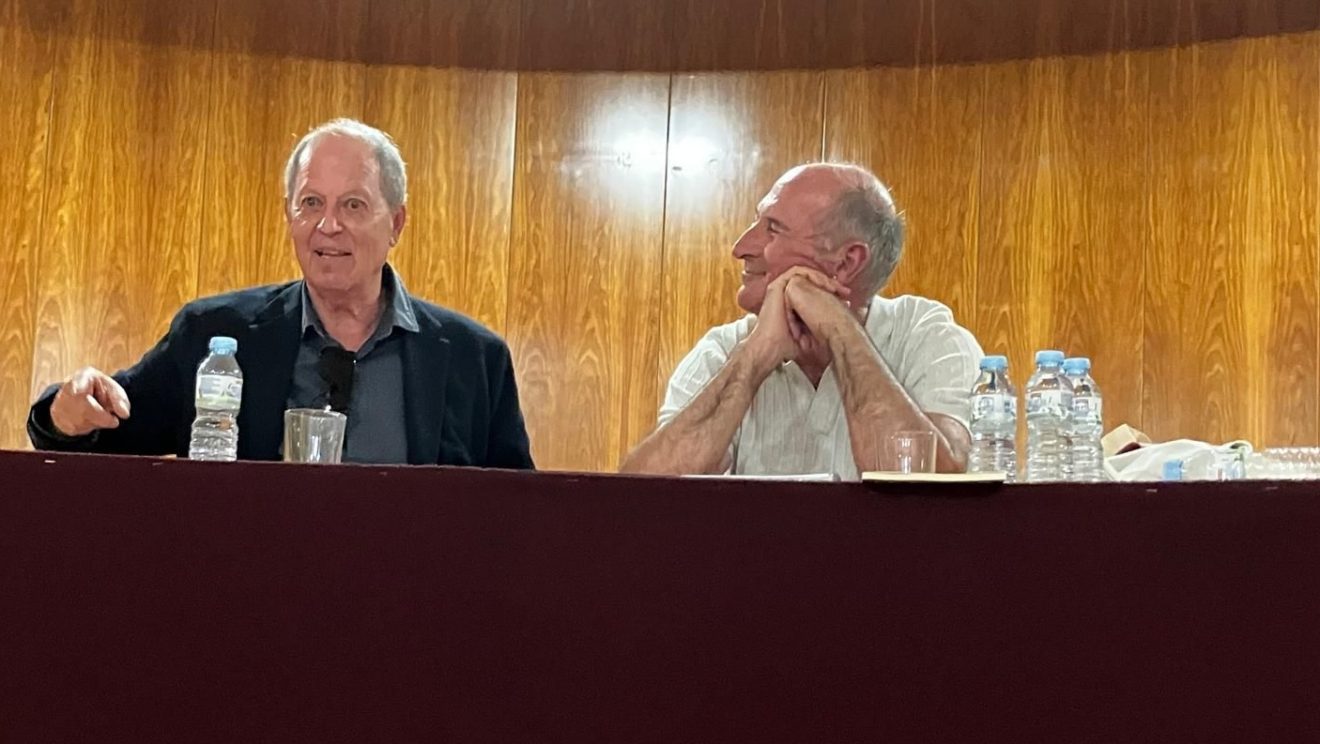 De déus cruels i dones llegendàries: Jesús Moncho presenta la seua ...